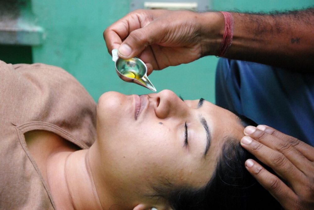 Get Ayurvedic Treatment for Eye to Improve Eyesight
